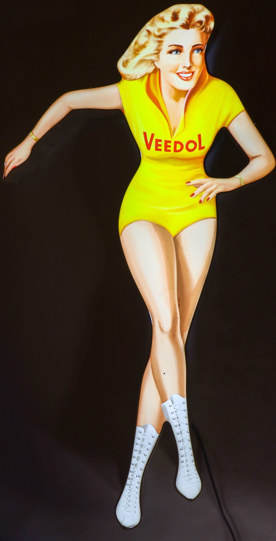 Veedol Pin Up Girl neon sign from the 1950s – Ni-Cola Classics